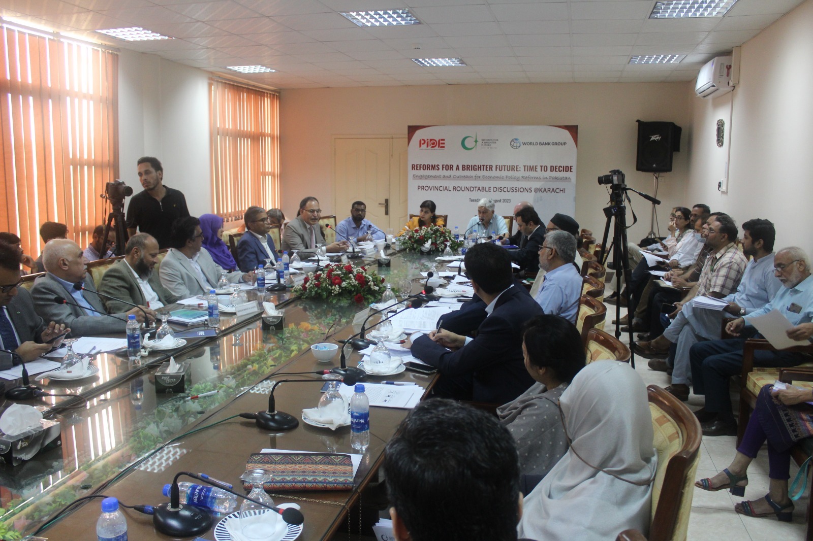 Roundtable Discussion for Economic Policy Reforms in Pakistan :”Reforms ...